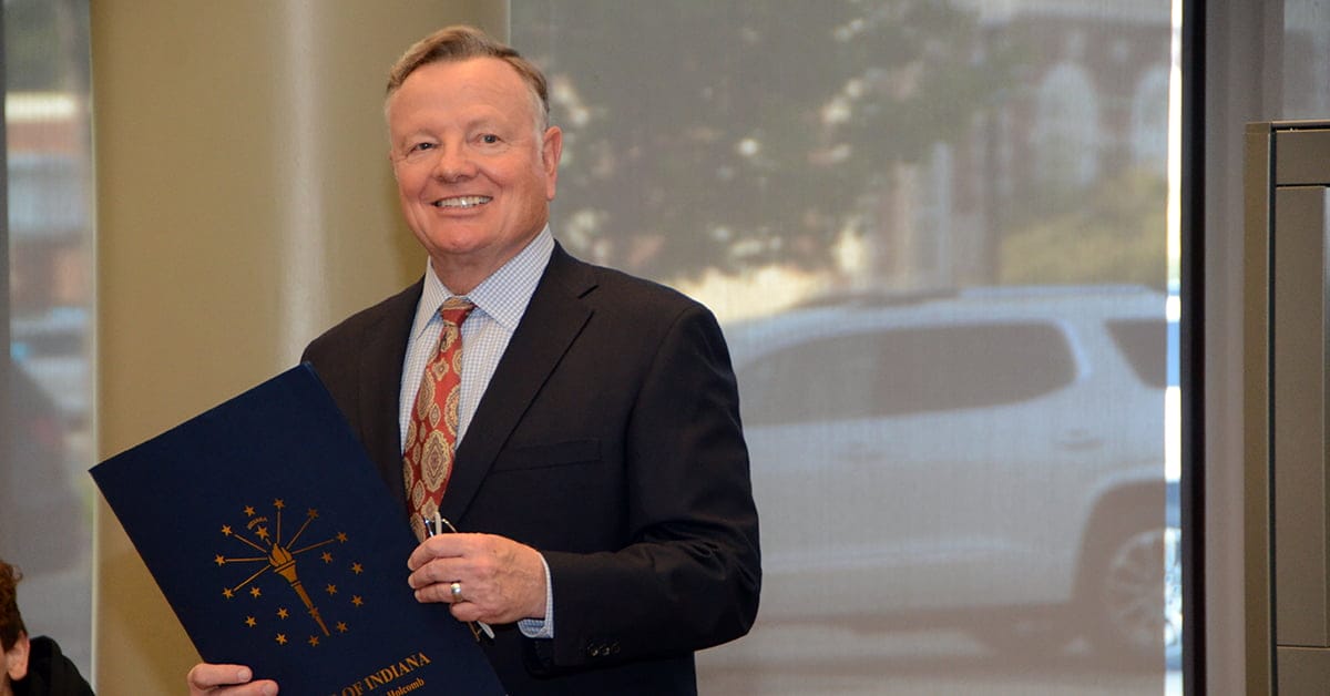 Horizon's Dwight receives Sagamore of the Wabash Award